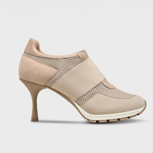 Sneex | Shoes | Sneex The Icon Sneakers Heels Platforms Sand Sz 7 New ...